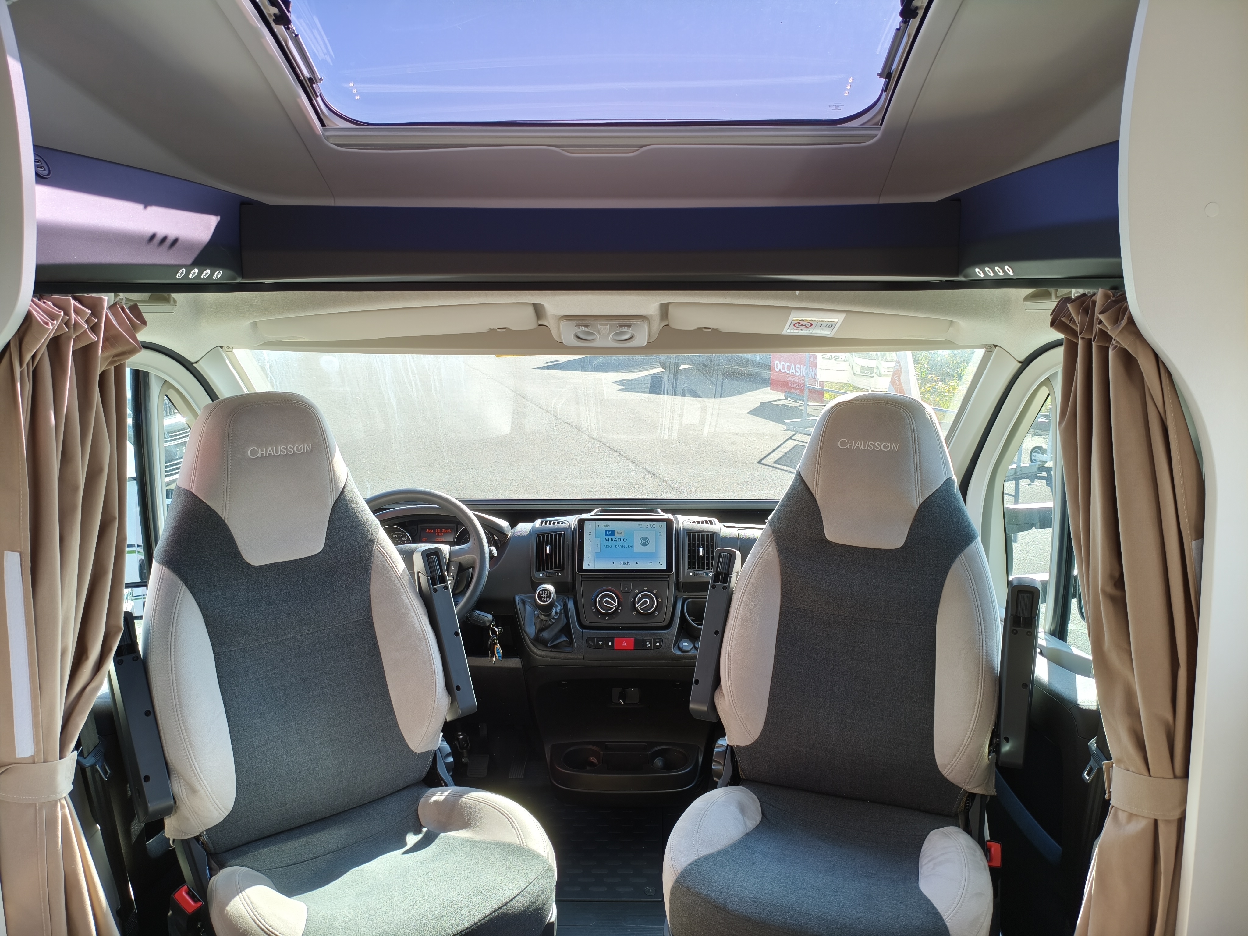 Camping car PROFILE Chausson 724 FAMILY Occasion - Libertium Angers Nord